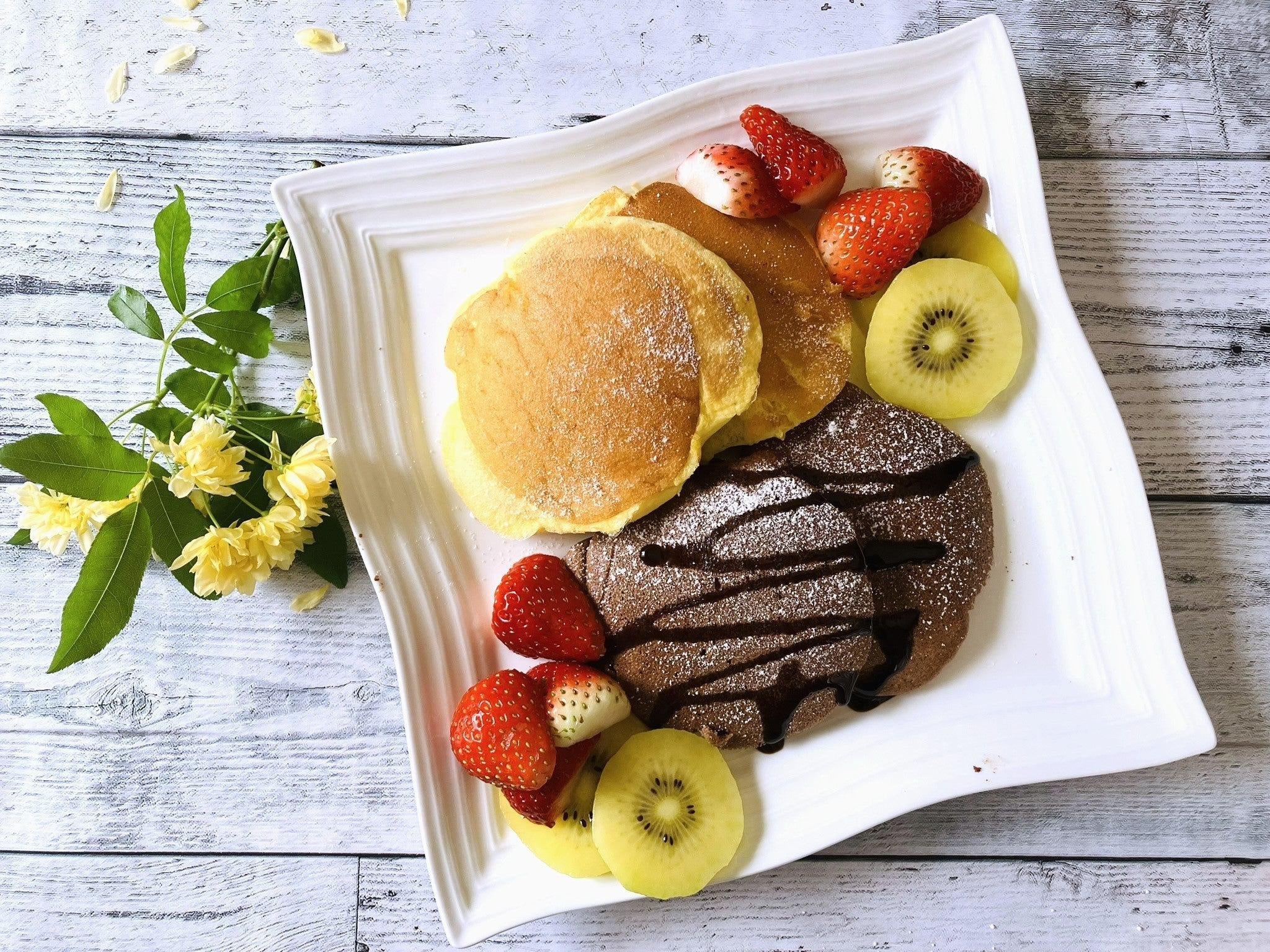 How To Make Fluffy Soufflè Pancakes At Home (Vanilla & Chocolate ...