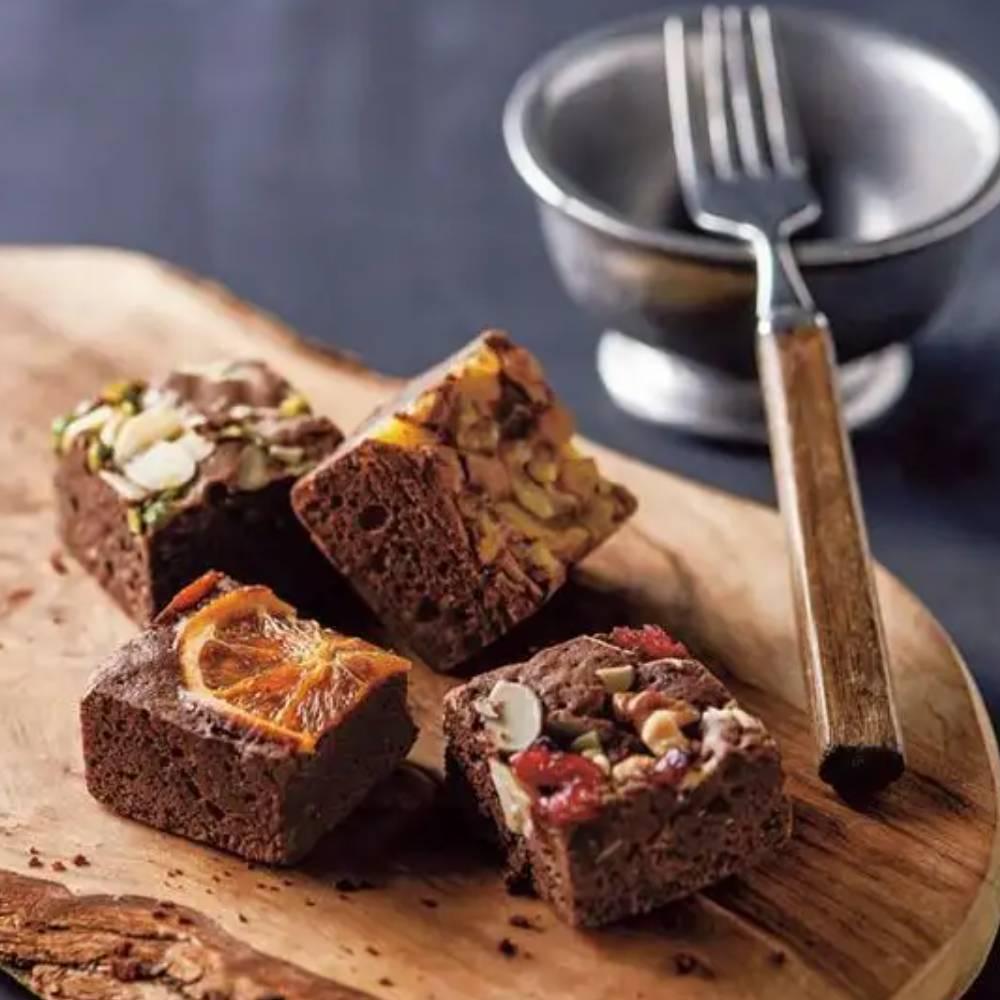 Hoshi Fruits Handmade Brownies With Nuts & Dried Fruits 6 Pieces ...