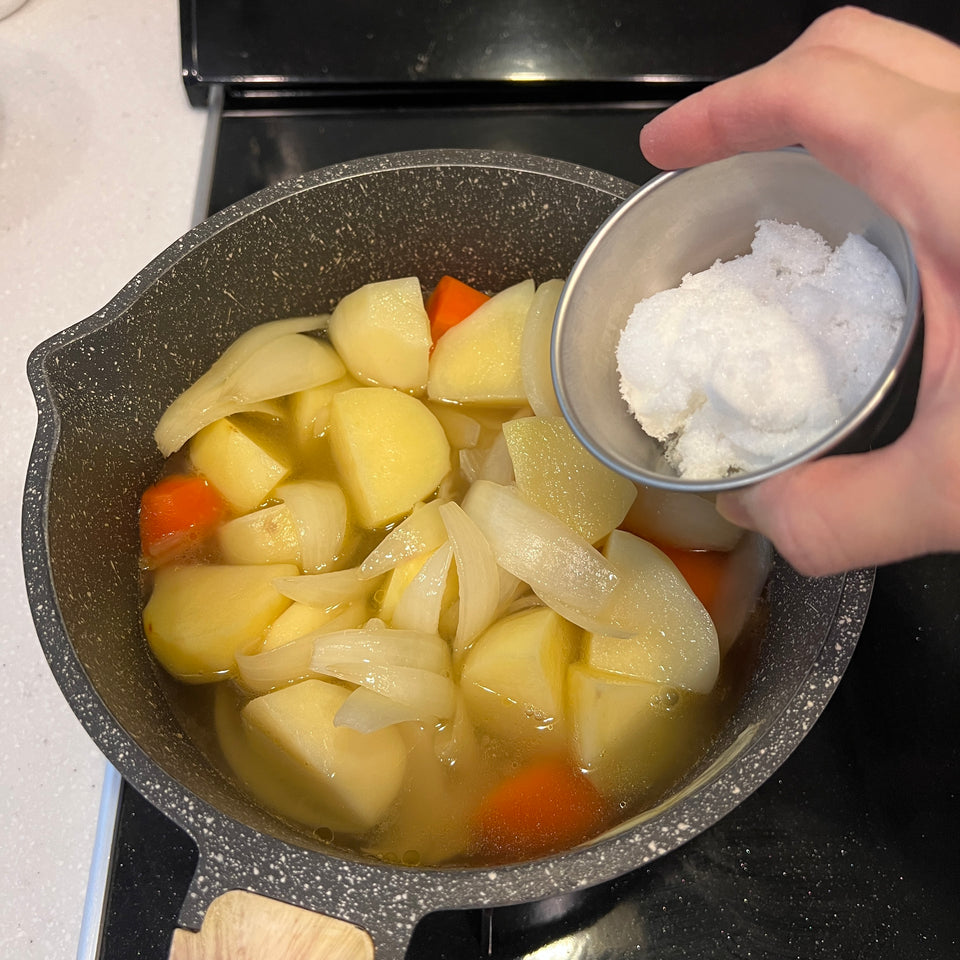 How To Make Nikujaga (Meat and Potato Stew) – Japanese Taste